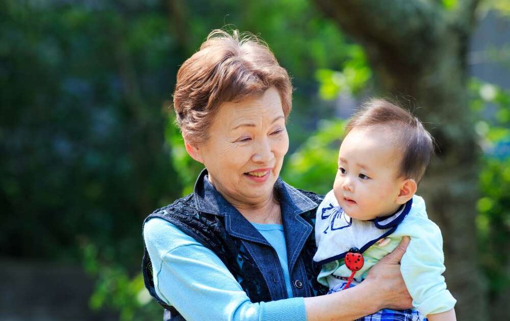 贈与税が気になる「孫への贈与」で注意すべき5つのケースと非課税枠｜相続コラム｜相続税ならOAG